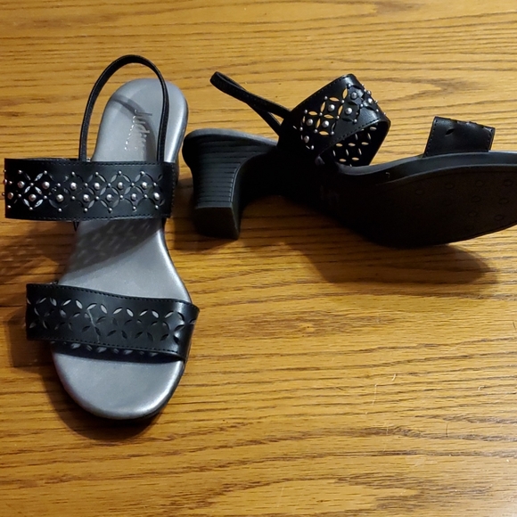 Judith | Shoes | Judith Sandals | Poshmark